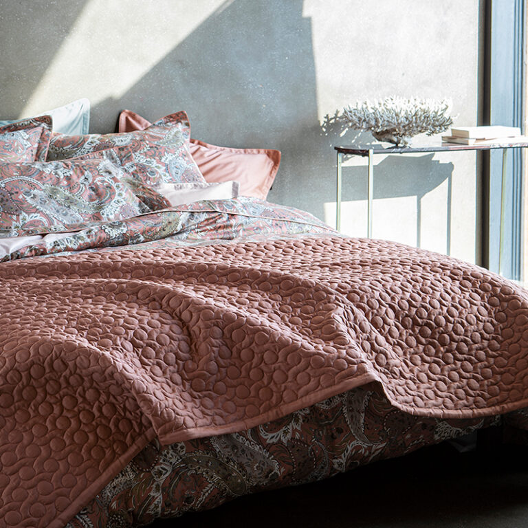 Alexandre Turpault luxe bedsprei - Poesie Terre Cuite/ Terracotta